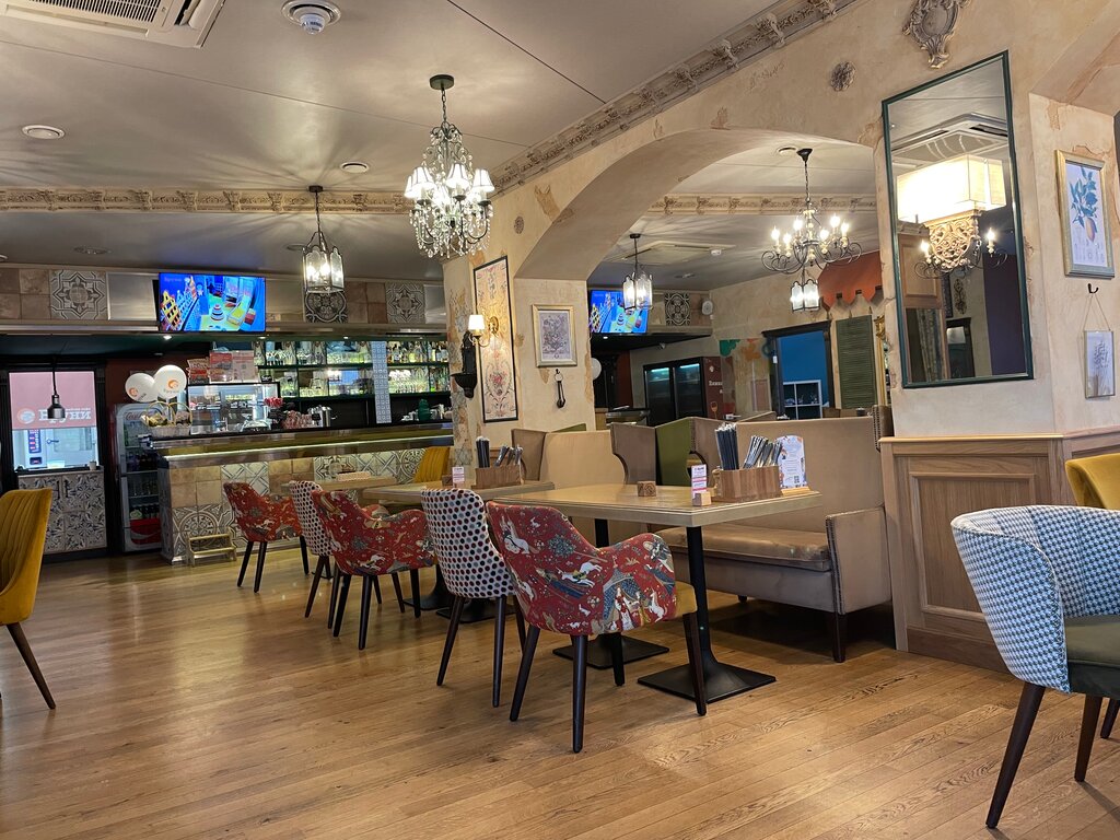 Kafe Bruni family cafe, Samara, foto