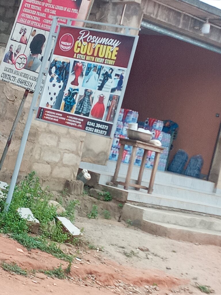 Giyim mağazası Rosemary Couture, Dünya, foto