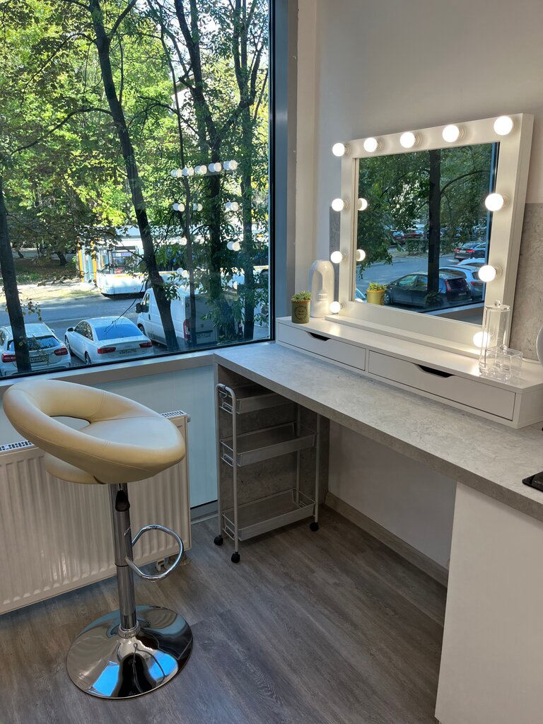 Stil uzmanı, makyöz Визажисты, стилисты, Himki, foto