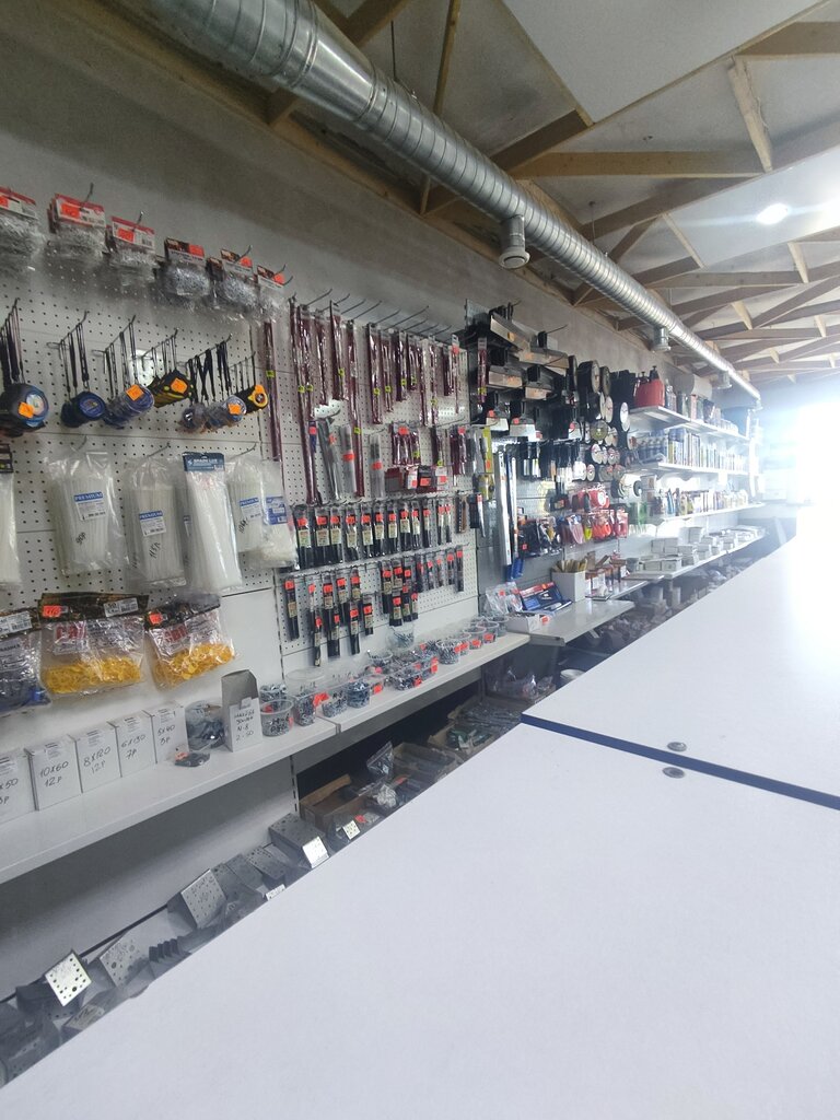 Yapı mağazası Стройматериалы, Almetyevsk (Elmet), foto