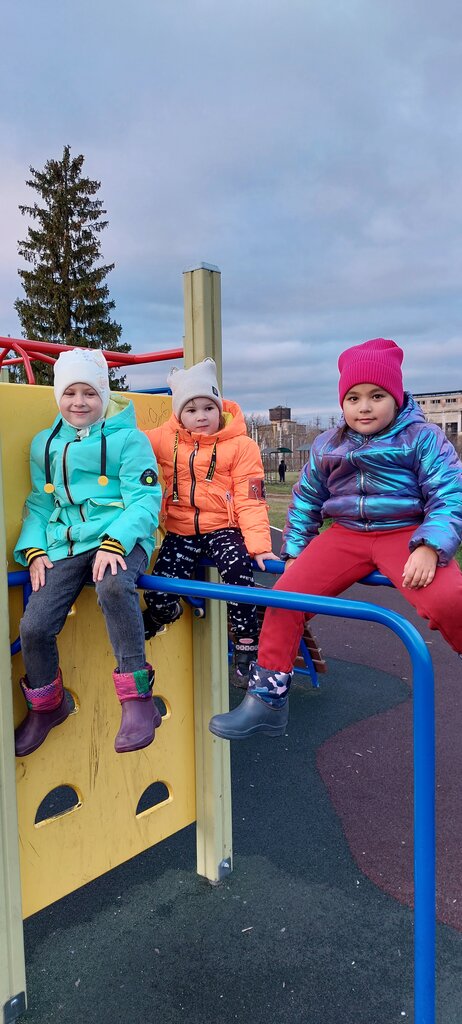 Oyun alanı Playground, İvanovskaya oblastı, foto