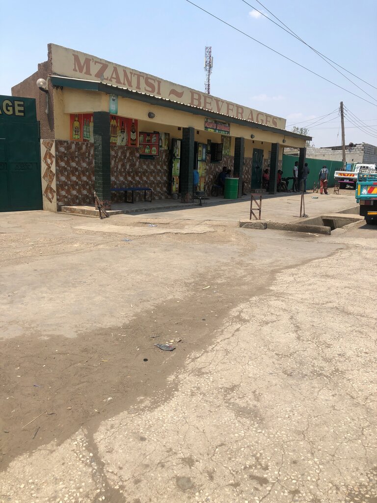 Alkollü içecekler M'zantsi beverages, Lusaka, foto