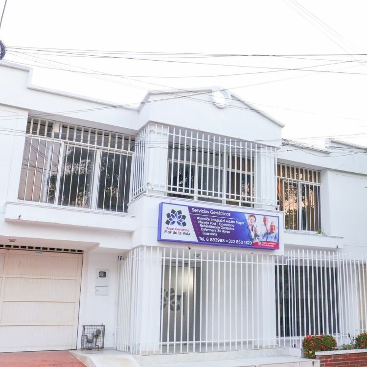 Özel muayenehaneler Geriatric Home Flower of Life Branch 1, Bucaramanga, foto