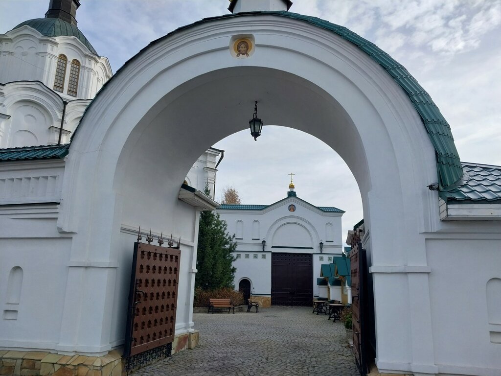 Dini ürünler Лавка церковных товаров, Yekaterinburg, foto