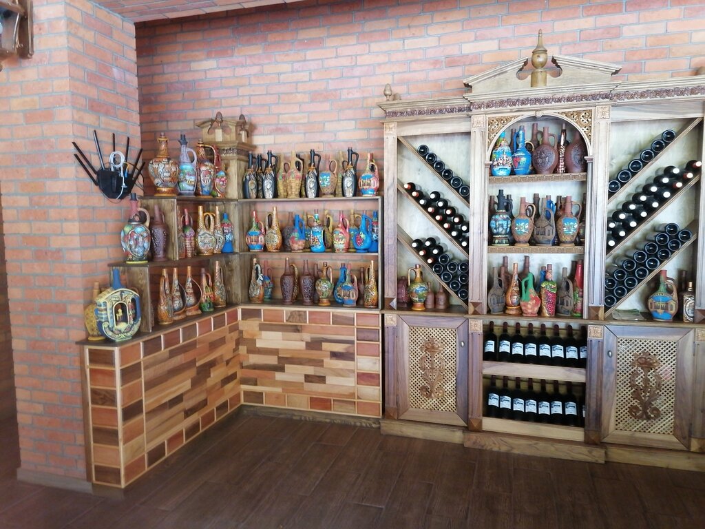 Alkollü içecekler Liquor store, Gudauta Bölgesi, foto