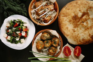 Batono (ulitsa Chekistov No:239, Samara), kafe  Samara'dan