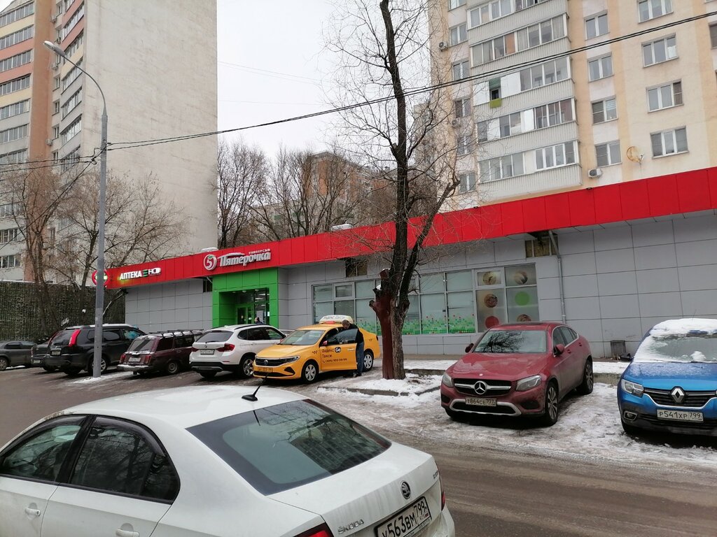 Cep telefonu aksesuarları Mobi-aks, Moskova, foto
