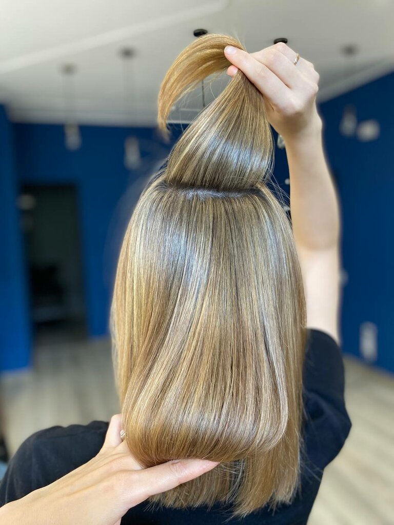 Kuaförler Roza Makes Beautiful, Ufa, foto