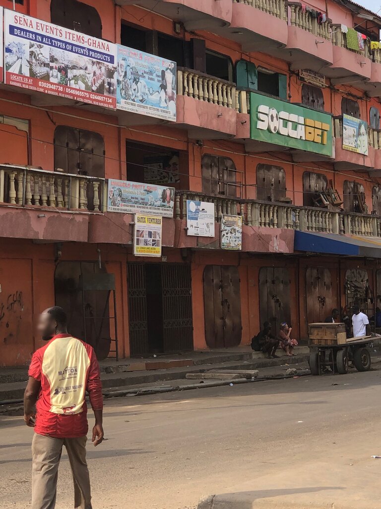 Çocuk ürünü toptancıları Selena puzzle shop, Akra, foto