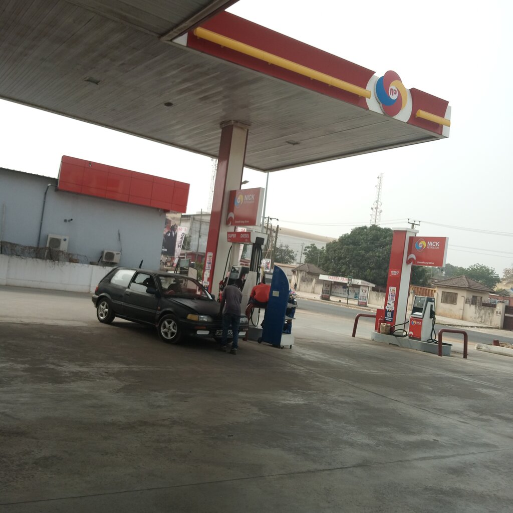 Otogaz dolum istasyonu Nick Petroleum, Akra, foto