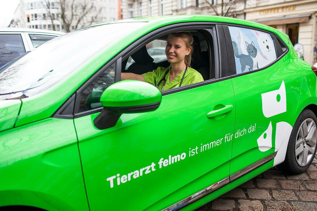 Veteriner materyalleri ve ekipmanları Felmo Mobiler Tierarzt Berlin, Berlin, foto