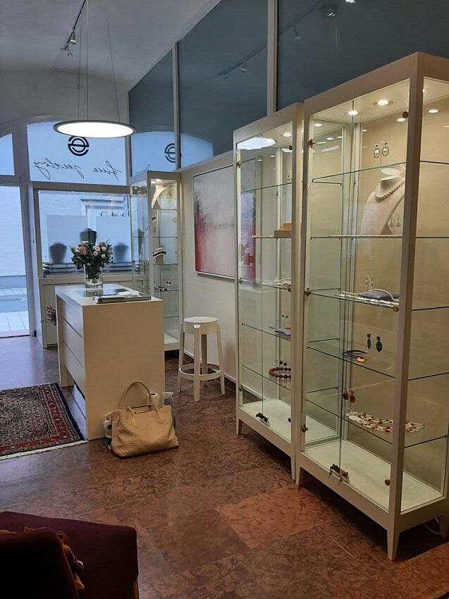 Kuyumcular Stöllner Elfriede - fine jewelry, Dünya, foto