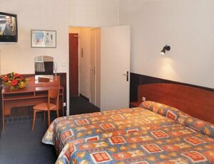 Hotel Central (Rue Massabielle No:3, Lourdes), otel  Lourdes'dan