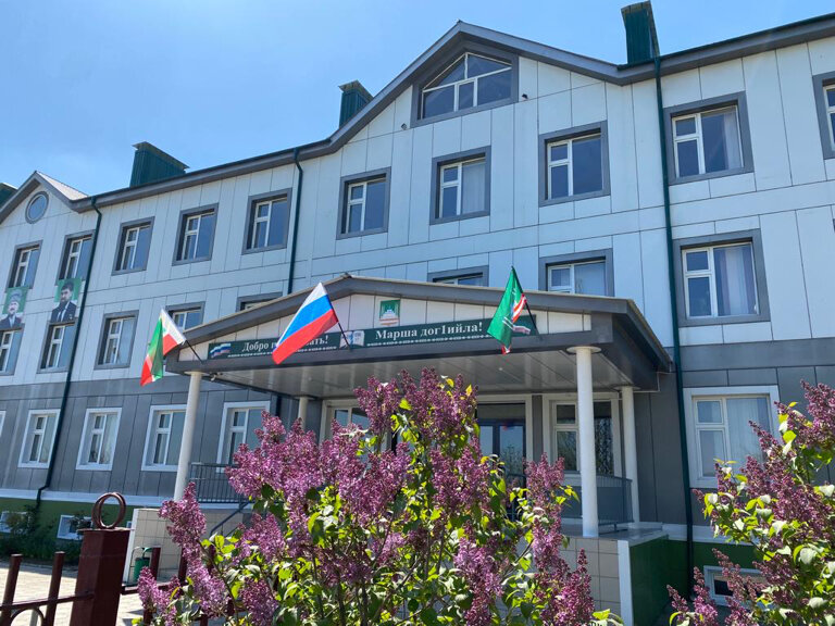 Ortaokul Школа, Grozni, foto