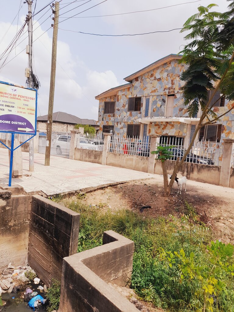 Protestan kilisesi The Church Of Pentecost Dome Central Auditorium, Dünya, foto
