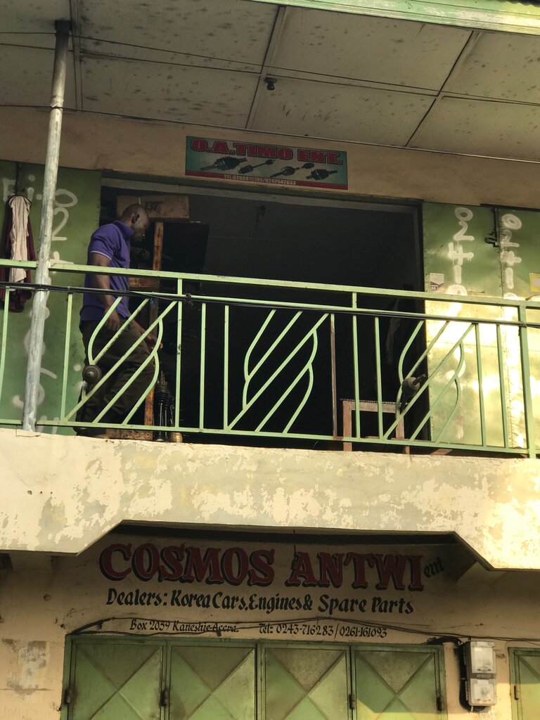 Otomobil yedek parçaları Oa Timo Ent, Akra, foto