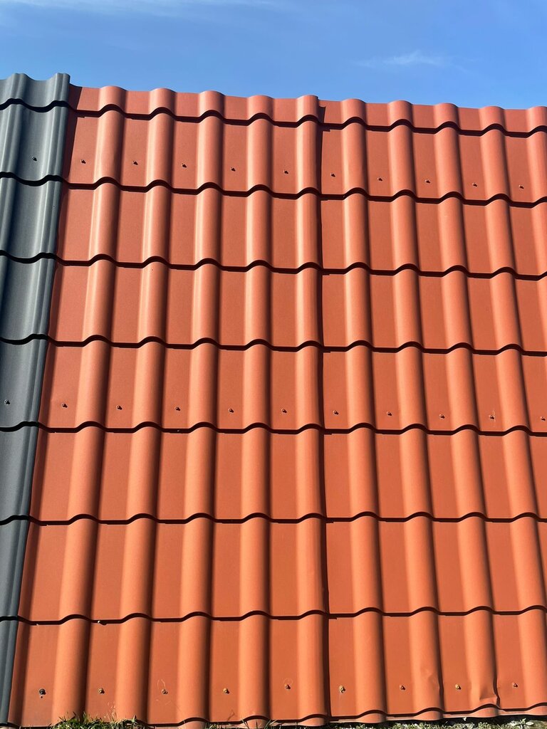 Çatı ve çatı materyalleri Krovelniy mir, Yevpatorya, foto