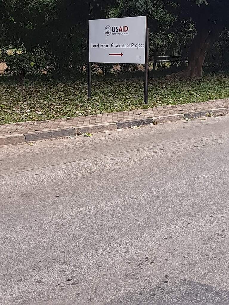Proje enstitüleri, kurumları Local Impact Government Project, Lusaka, foto