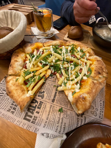 Kafe Pizzatoria, Simferopol (Akmescit), foto