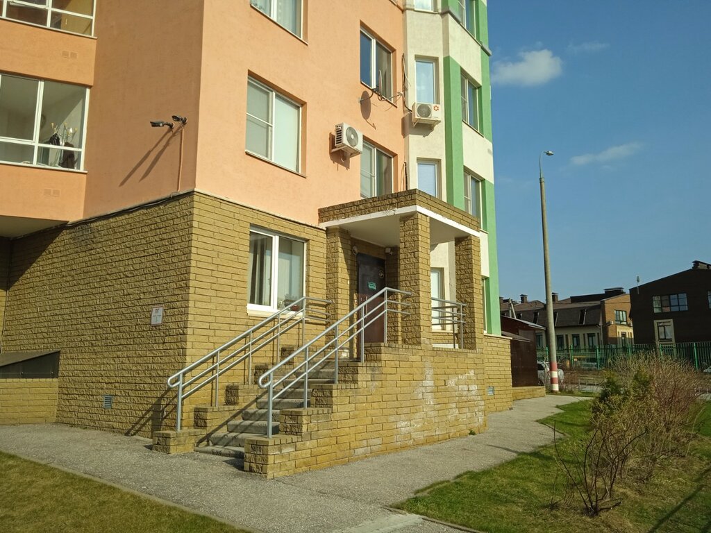 Bina, site yönetimi ТСЖ Верхнепечерская 15/1, Nijni Novgorod, foto