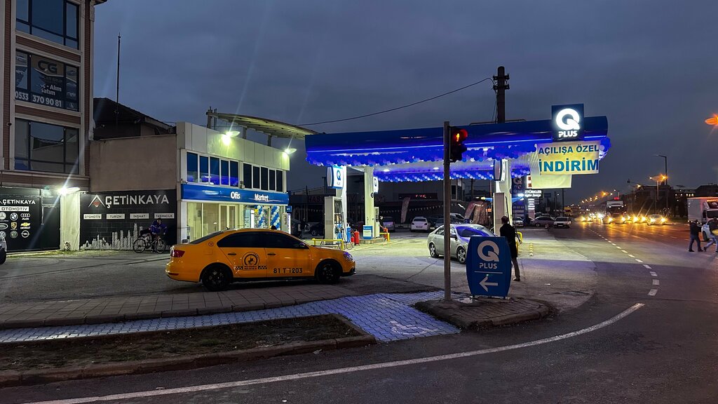 Taksi durağı Öztürkler Taksi, Düzce, foto