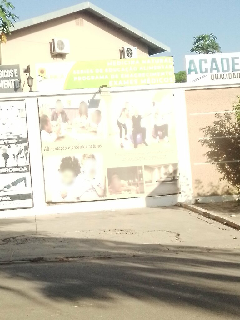 Tıp merkezleri ve klinikler Clinica Natura Official, Loanda, foto