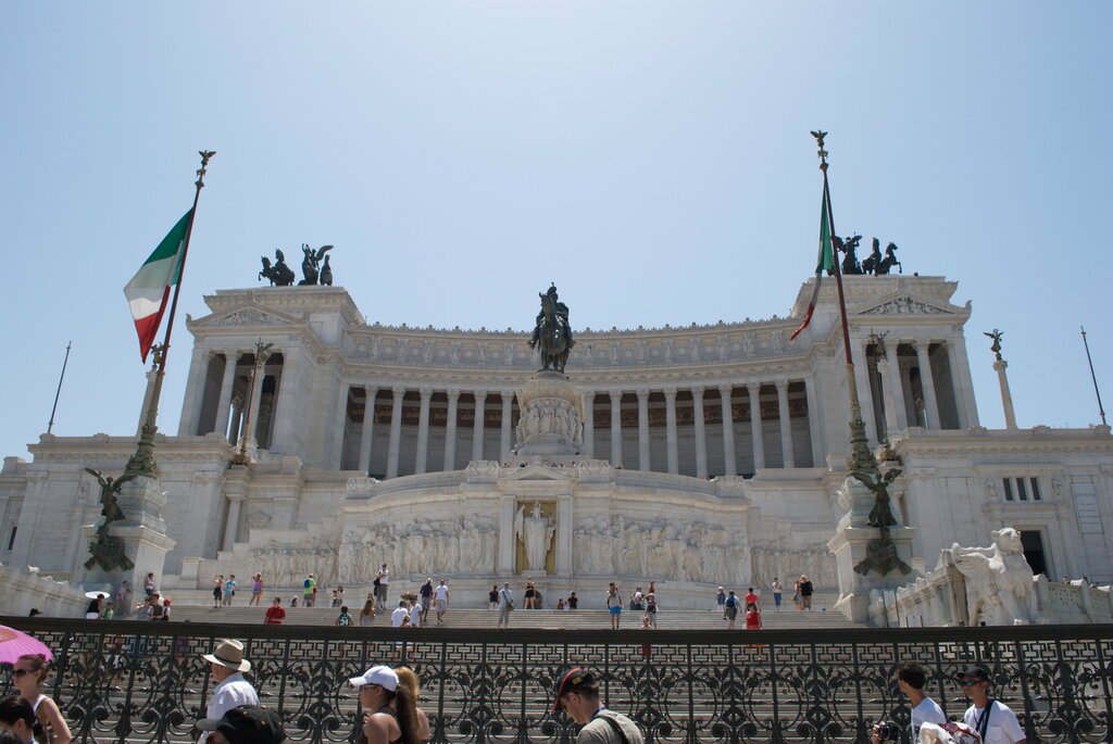 Anıt, heykel Statua equestre di Vittorio Emanuele II, Roma, foto