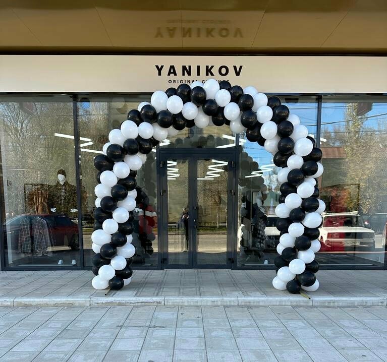 Giyim mağazası Yanikov, Izberbash, foto