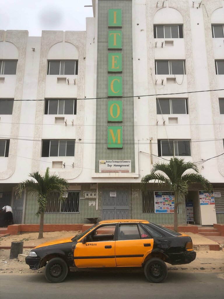 Para transferleri Ria, Dakar, foto