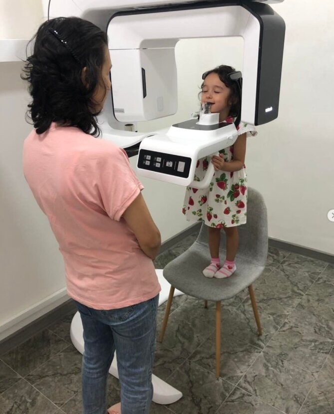 Tıp merkezleri ve klinikler Oybek tibbiyoti, Taşkent, foto