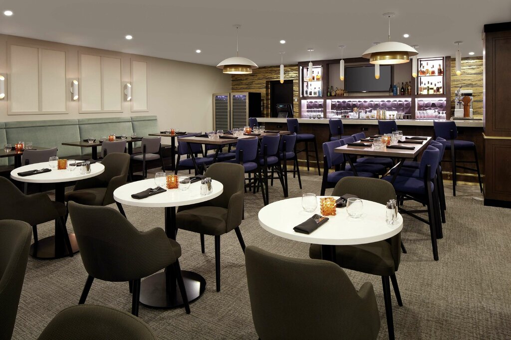 Otel DoubleTree by Hilton Montreal Airport, Dorval, foto