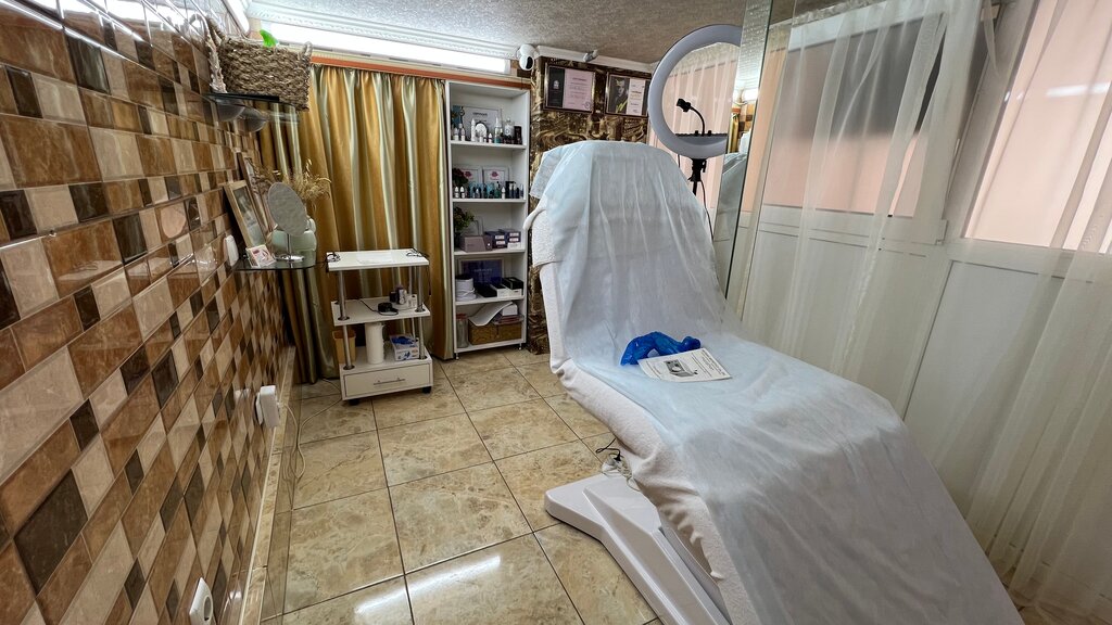 Kalıcı makyaj stüdyosu Room permanent, Yalta, foto