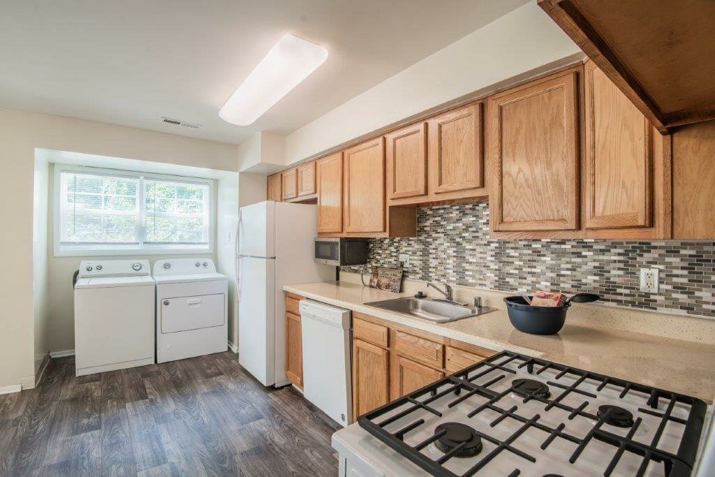Gayrimenkul yönetimi The Glens at Diamond Ridge, Maryland Eyaleti, foto
