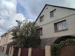 Гостевой дом на Персиковой (Persikovaya ulitsa No:12, Alekseevka Microdistrict), konuk evi  Anapa'dan