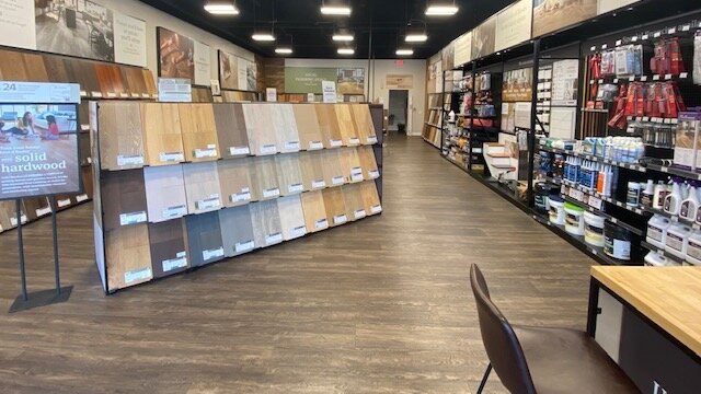 Mobilya mağazaları Ll Flooring, Cary, foto