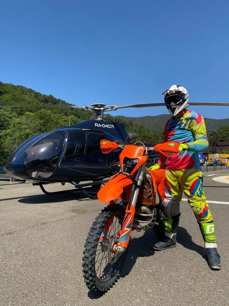 Kiralama noktası Territory Enduro, Soçi, foto