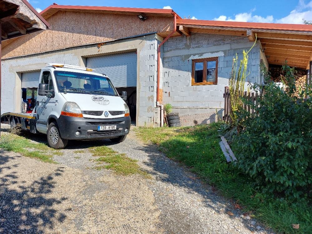 Express yağ değişim noktası Autoservis a pneuservis Karel Matušinec, Zlin Bölgesi, foto