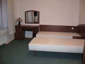 Zamek W Lesku (Piłsudskiego 7,38-600 Lesko,), otel  Lesko'dan