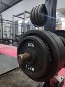 Zver (Nursultan Nazarbaev kóshesi No:252), fitness kulüpleri  Petropavl'dan (Petropavlovsk'tan)