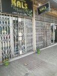 Kals fashion (Brazzaville, Commune de Poto-Poto, Rue des Balaris), bijuteriler  Brazzaville'den