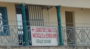 Grace divine center (Brazzaville, Avenue de l'Intendance), tıp merkezleri ve klinikler  Brazzaville'den