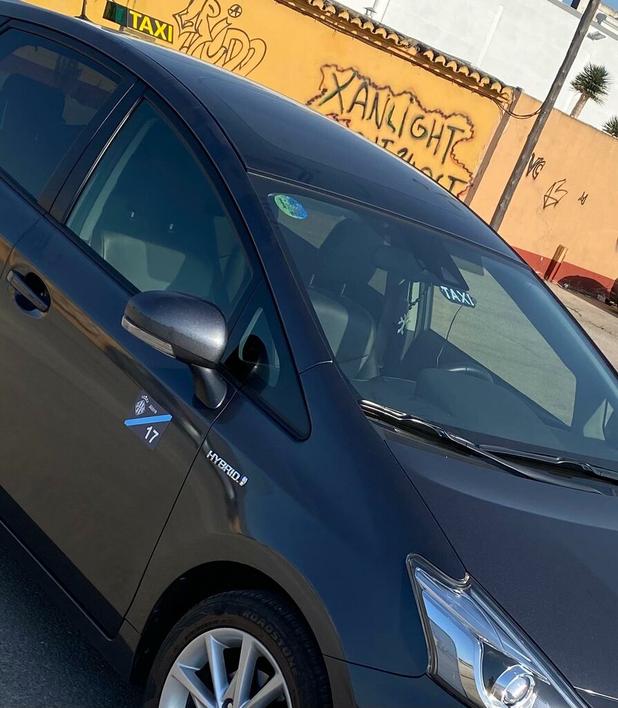 Toplu taşıma yönetimi ve bakımı Taxi Alzira Tiko 24 Horas, Valensiya, foto