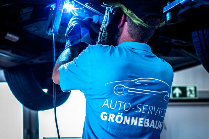 Otomobil servisi Autoservice Grönnebaum Johannes Grönnebaum, Kuzey Ren‑Vestfalya, foto