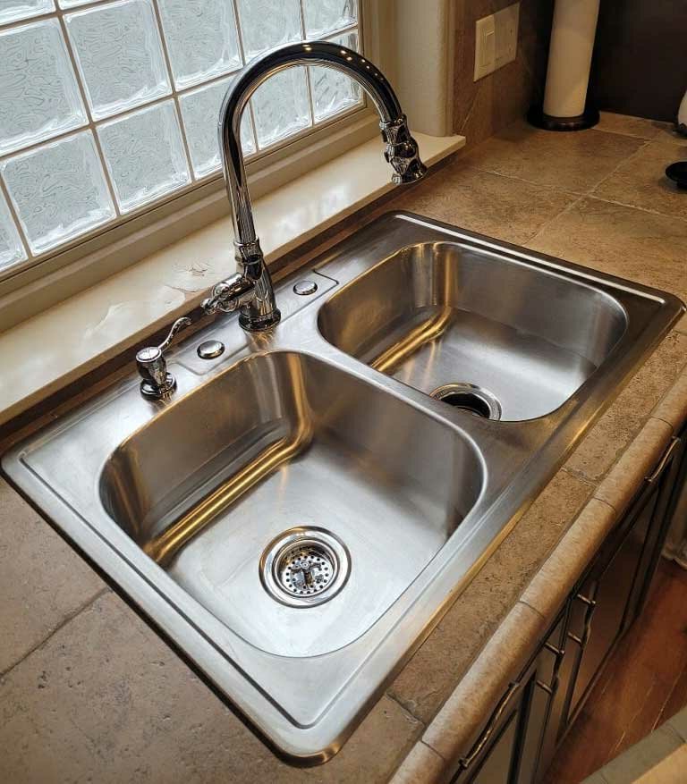 Sıhhi tesisat hizmetleri Tualatin Valley Plumbing, Oregon Eyaleti, foto