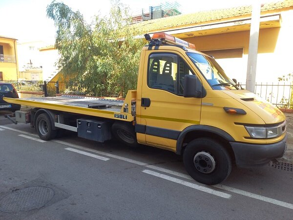 Çekici hizmeti Soccorso Stradale Riccardo Scintu, Sardunya, foto