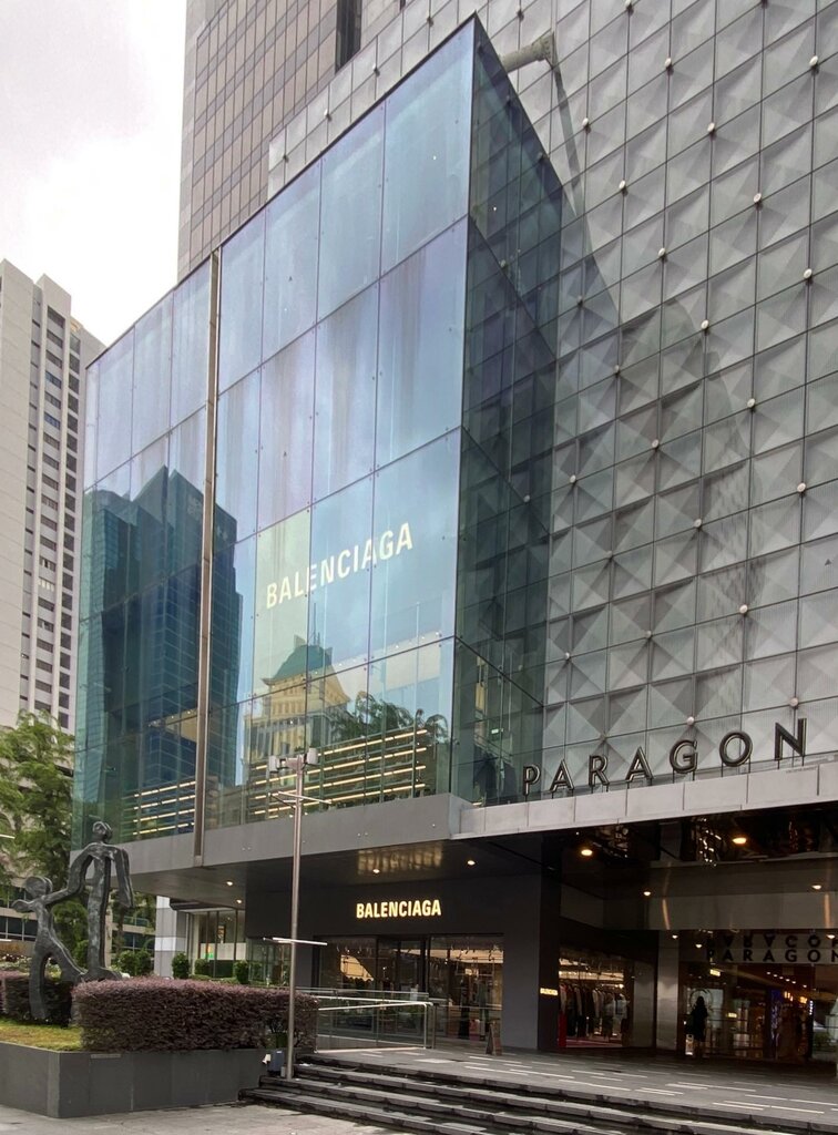 Giyim mağazası Balenciaga, Singapur, foto