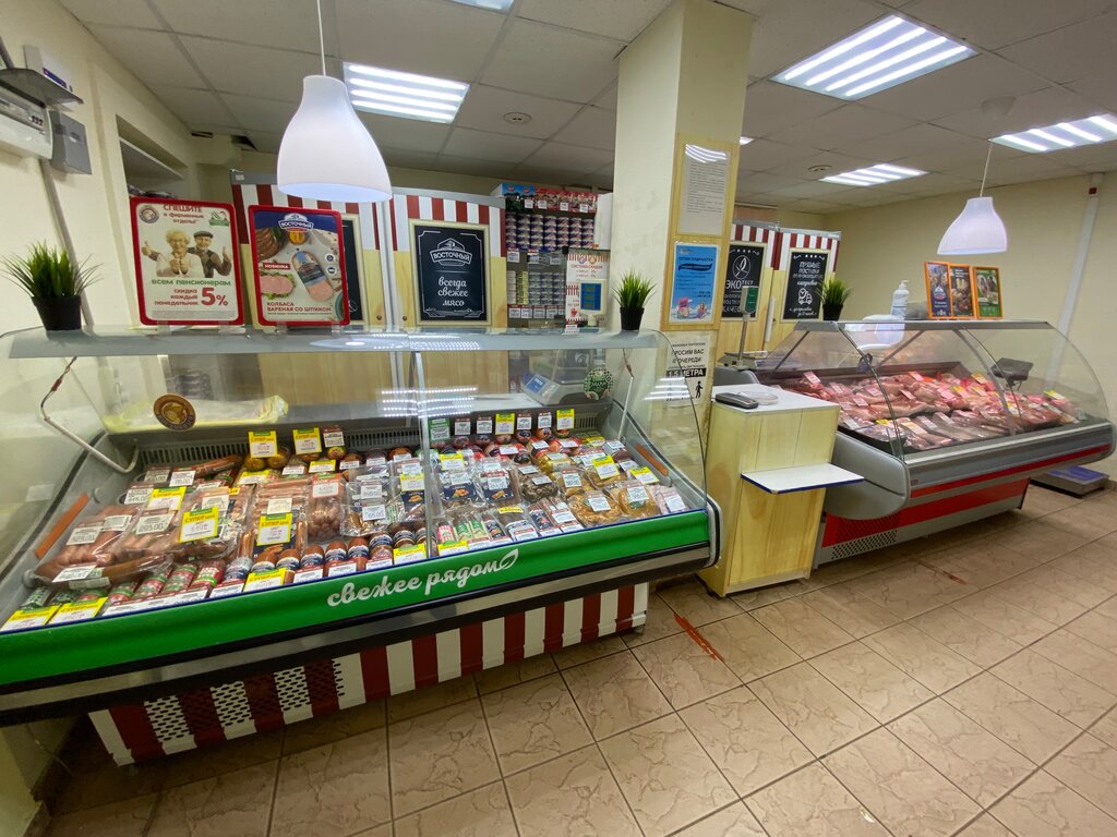 Kanatlı hayvan ürünleri ve yumurta Glazovskaya ptica, Izhevsk, foto
