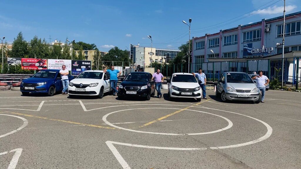 Sürücü kursları Lider, Vologda, foto