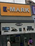 E-Mark Investments Ltd (Chachacha Road No:57L), yönetim ofisi  Lusaka'dan