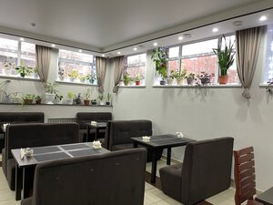 Kebab House (Stroiteley Street No:54Г), kafe  Yoshkar‑Ola'dan